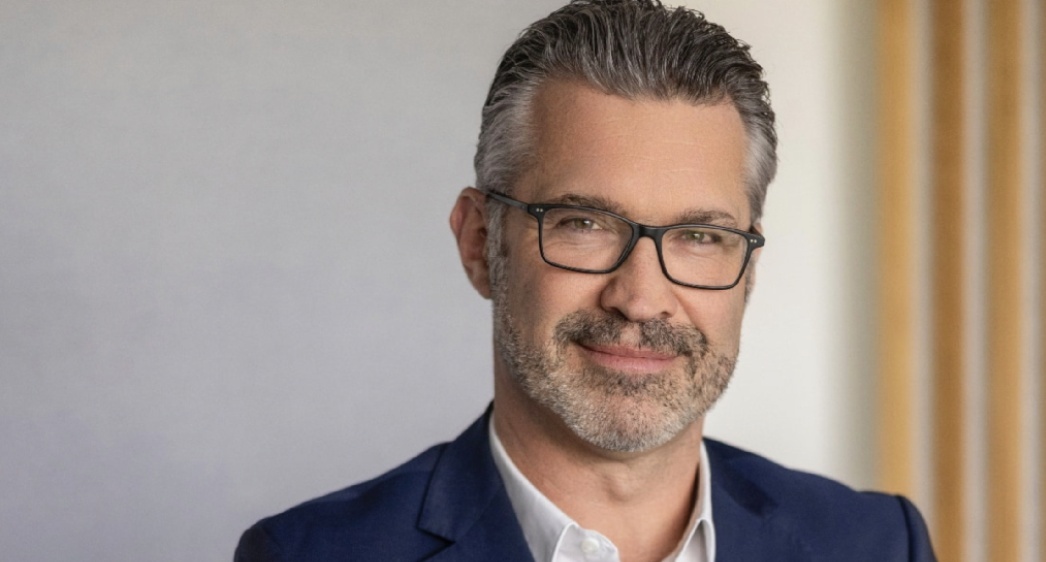 Antenne-Deutschland-CEO Mirko Drenger baut das KI-Radiogeschäft weiter aus