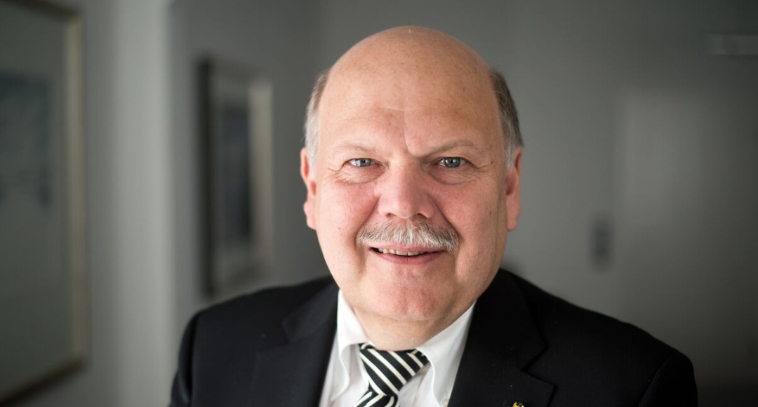 "Wenn jemand selbst Verleger ist": Was Valdo Lehari jetzt von Wolfram ...