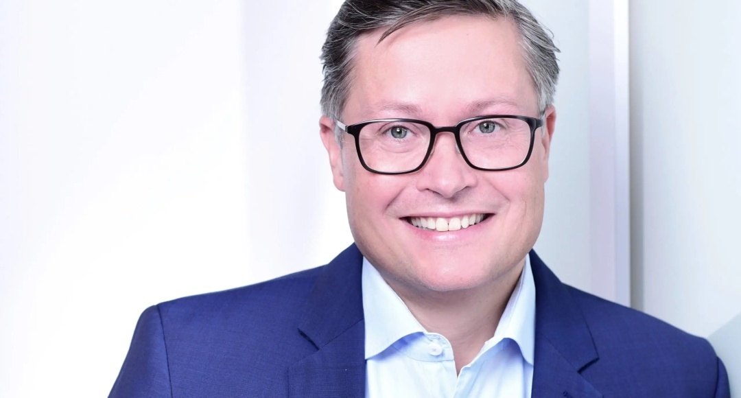 Score Media vor Führungswechsel: Carsten Dorn geht nach acht Jahren ...