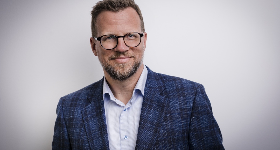 Delius Klasing übernimmt "Porsche Fahrer" vom Heel Verlag